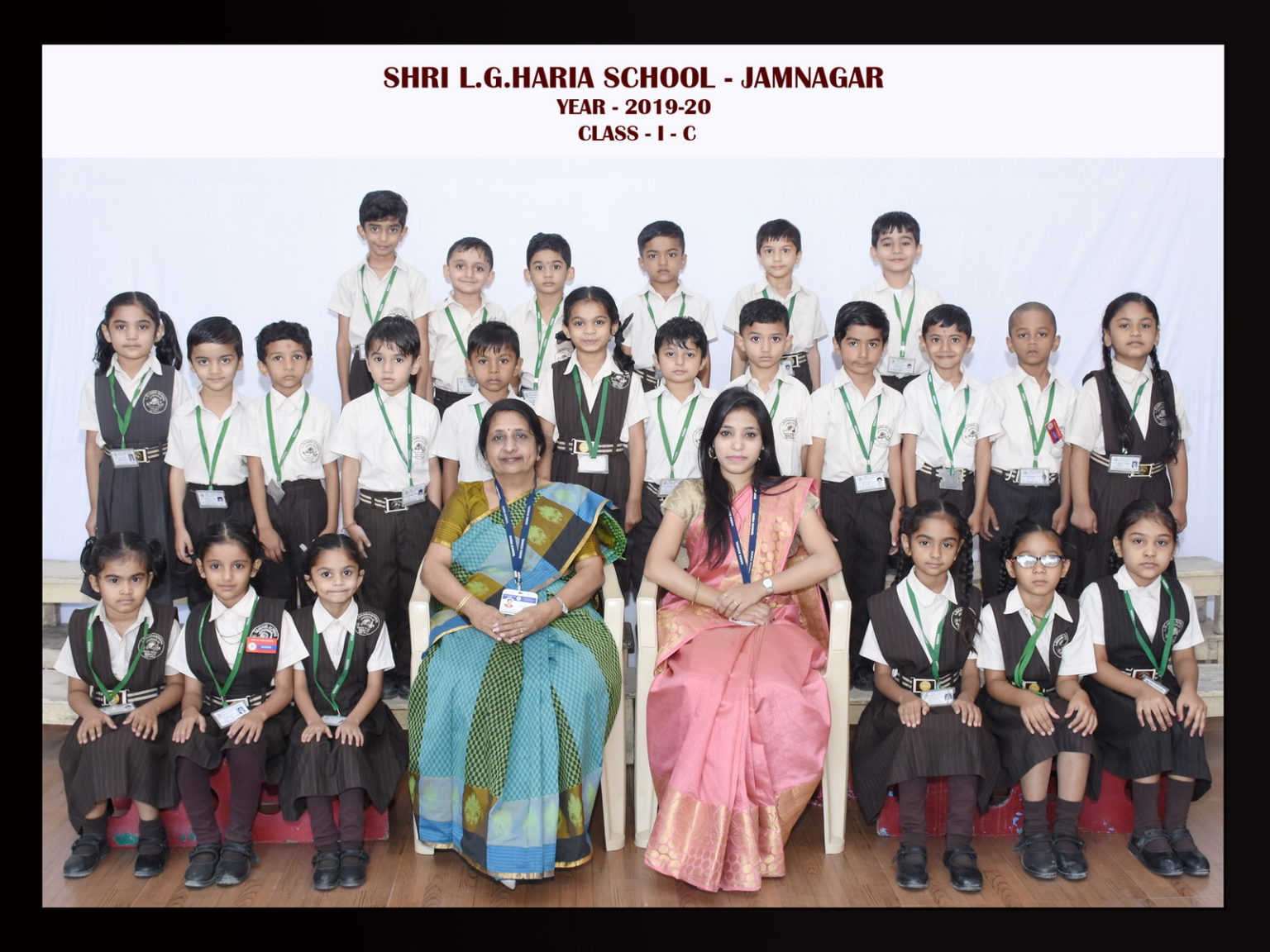 Class Photos – Shri L.G. Haria School
